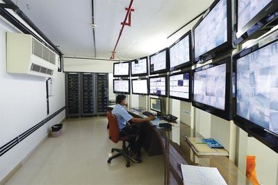 DLF World Tech Park in Sector 30, Gurgaon | Commercial Property in DLF ...