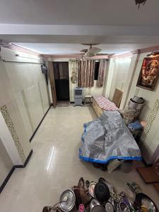2 BHK 800 Sqft Independent House for sale at Kandivali West, Western Suburbs | Property ID - 8202374
