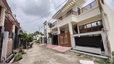 1350 Sqft 4 BHK Independent House for sale in Vasundhara Home ...