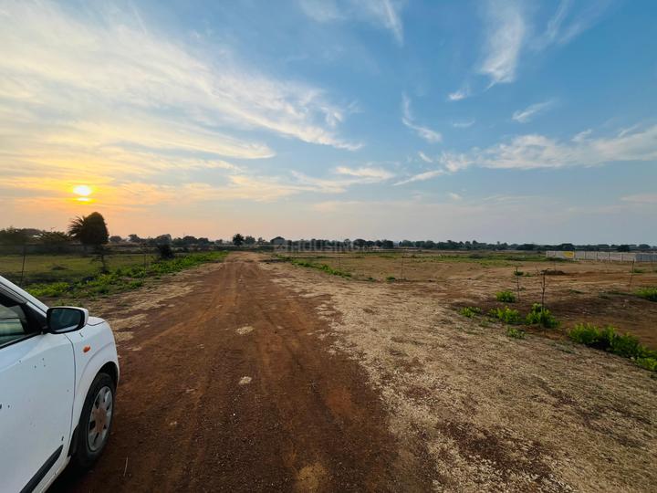 Residential 1000 Sqft Plot for sale at Mandir Hasaud, | Property ID ...