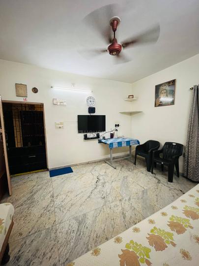 2 BHK 1000 Sqft Flat for sale at Maninagar, Ahmedabad | Property ID ...
