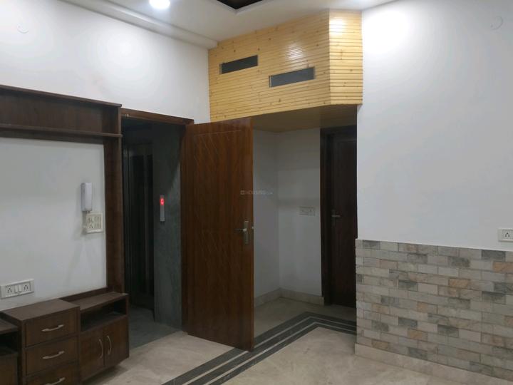 2 BHK 750 Sqft Independent Floor for sale at Sector 22 Rohini, New ...