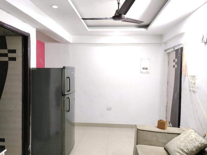 1 BHK 450 Sqft Flat for sale at Sector 23B Dwarka, New Delhi | Property ...