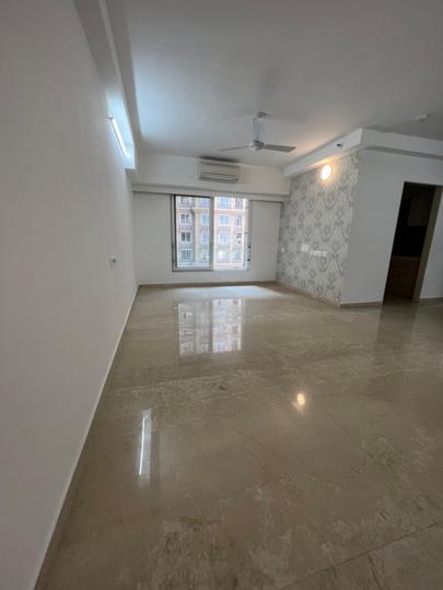 1050 Sqft 3 BHK Flat for sale in Kanakia Paris | Bandra East, Mumbai ...
