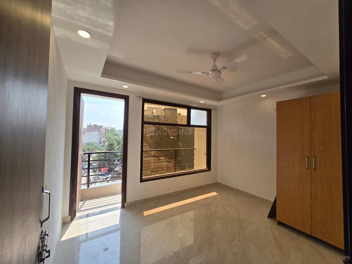 1 BHK Flat for rent in Freedom Fighters Enclave, South Delhi - 450 Sqft ...