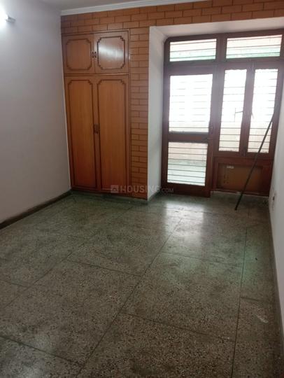 3 BHK 900 Sqft Independent Floor for sale at Matiala, New Delhi ...