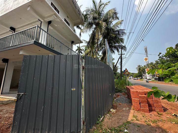 8500 sq.ft Ready to use Office Space for rent in Thalangara, Kasaragod ...