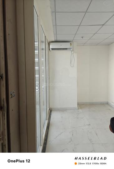 345 sq.ft Ready to use Office Space for rent in Noida Extension ...
