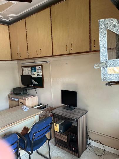 110 sq.ft Ready to use Office Space for sale in Kalyan Puri, New Delhi ...