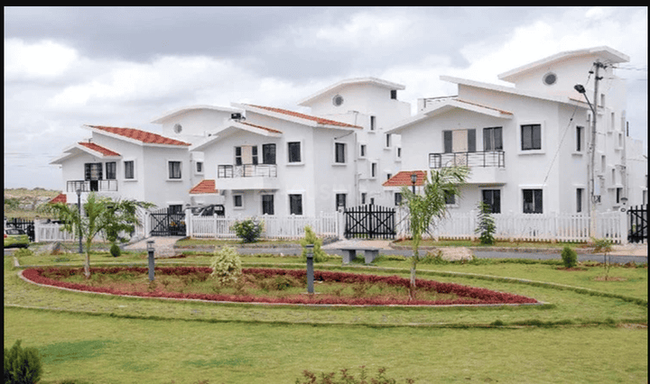 Vakil Hosur Hills in Old Rayakottah Hudco, Hosur - Price, Reviews ...